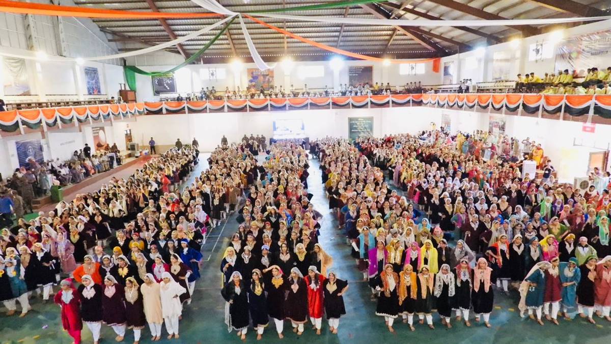 Independence Day 2024: In a first, Kashmiri folk dance performed by ...