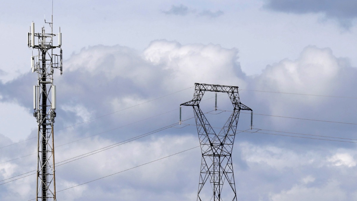 TRAI extends deadline for telecom operators to implement new message traceability rules ...