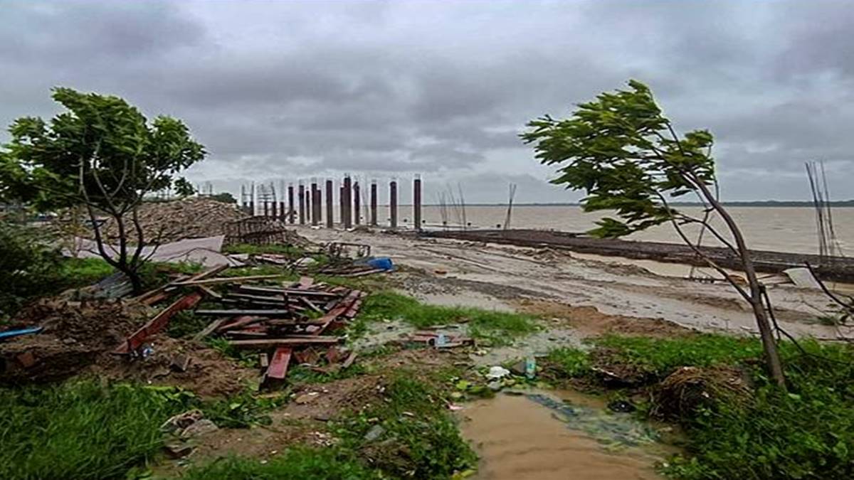 Odisha: 50,000 homes still without power in cyclone-hit areas ...