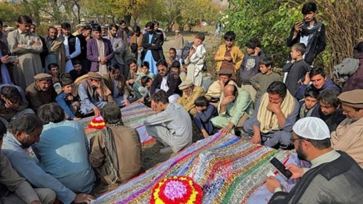 At least 37 killed in sectarian violence in Pakistan's Khyber ...