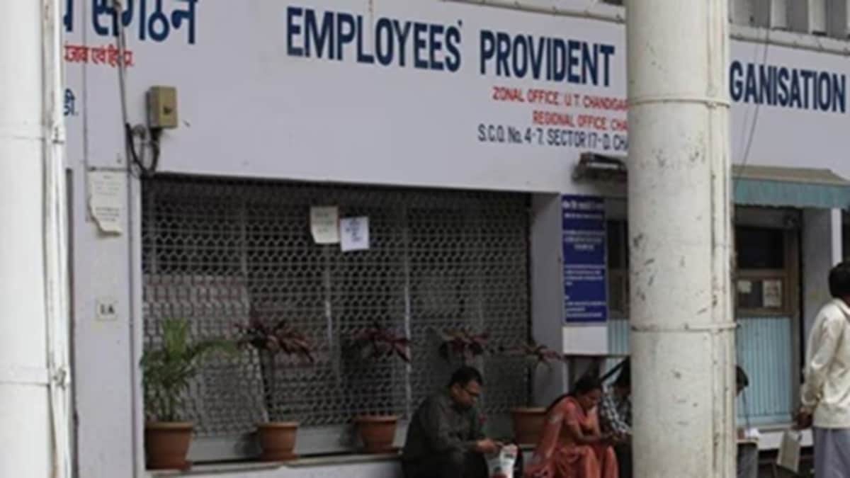 Big Relief for EPS Pensioners! EPFO eases pension disbursement process ...