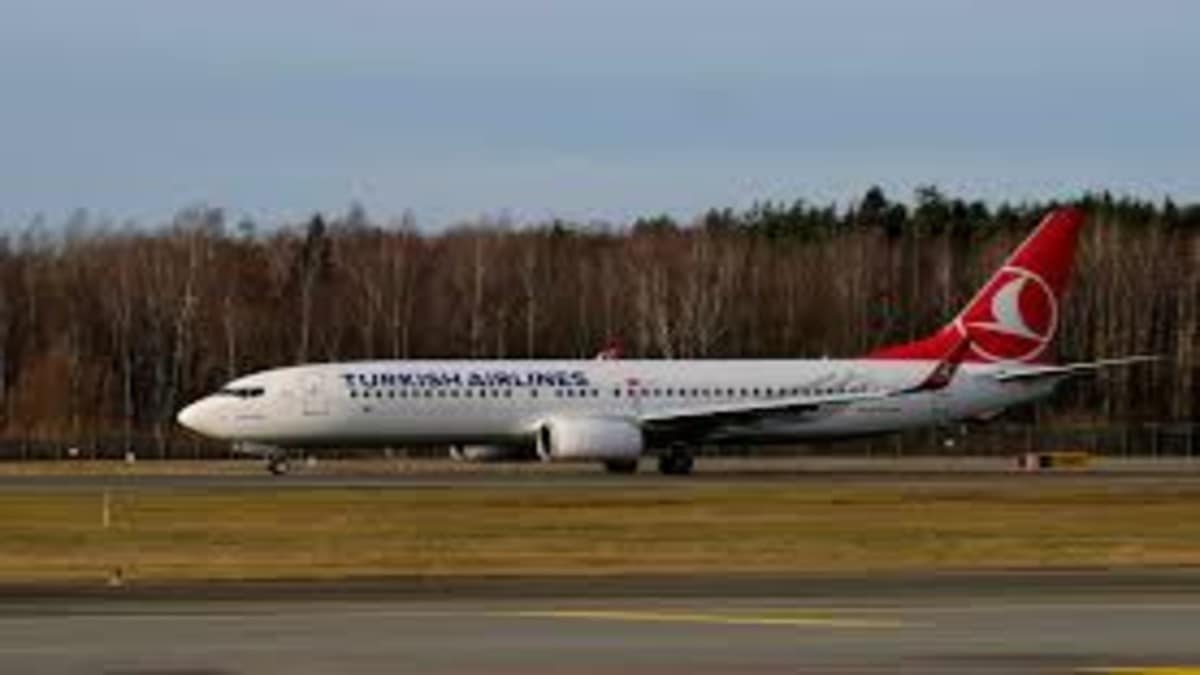 Turkish Airlines resumes flights to Damascus after decade, signalling ...