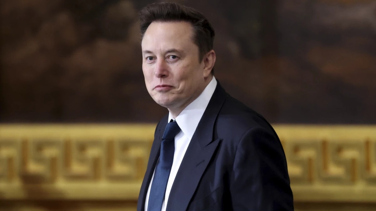Tesla stock falls over 4% as company looks for a CEO to replace Elon ...