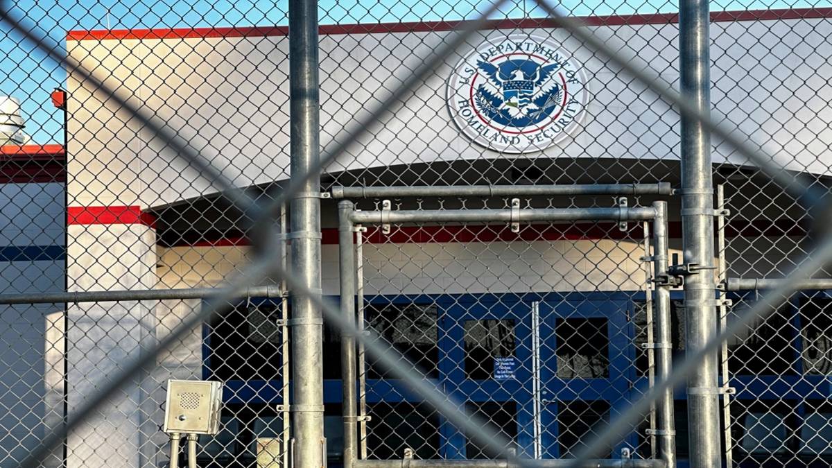 Two-year-old US citizen appears to have been deported 'with no ...