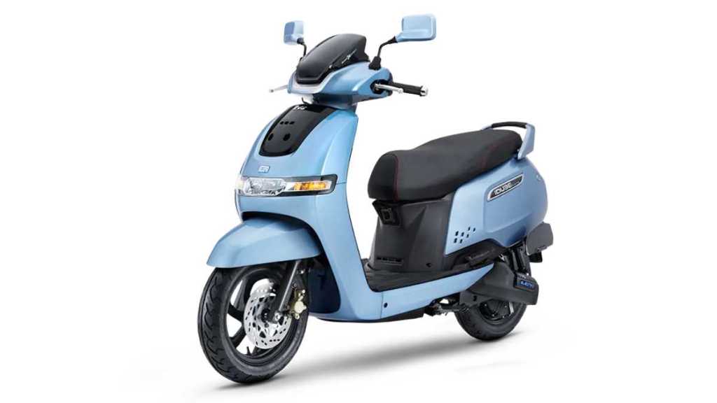TVS slashes prices of 2025 iQube S: Bigger battery, lower cost - Bike ...