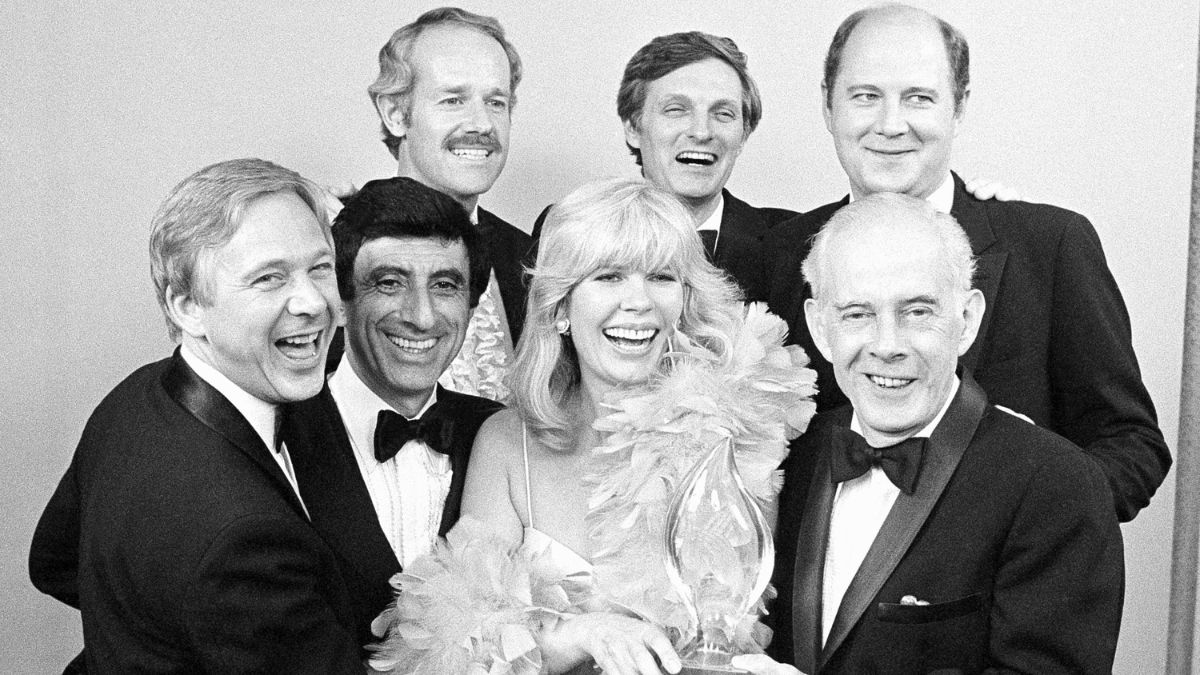 Who was Loretta Swit? Legendary Emmy-winning MASH TV star dies at 87 ...
