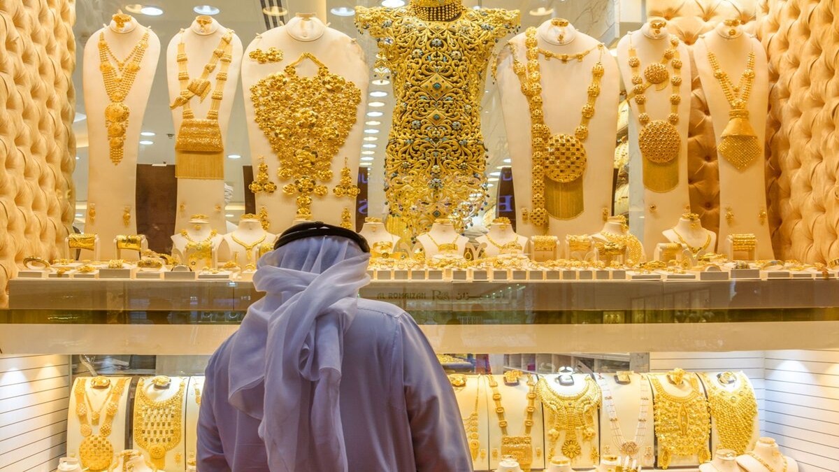 Why is gold in Dubai cheaper than in India? A look at pricing, purity ...
