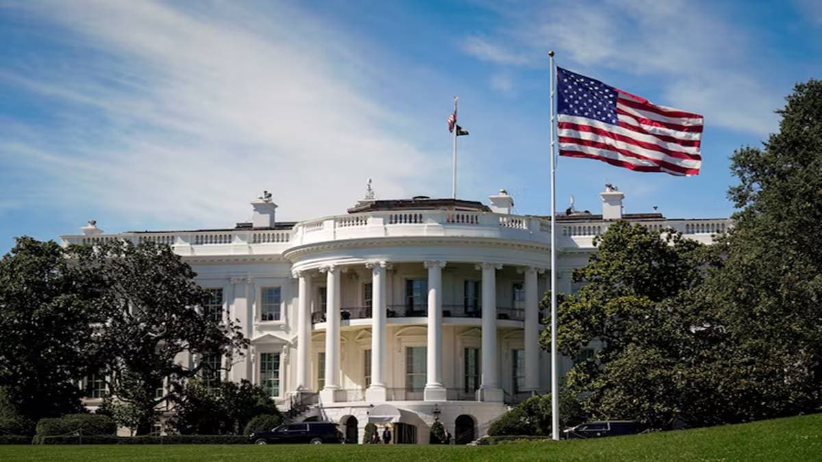 US Government Shutdown Highlights: White House warns of mass layoffs as ...
