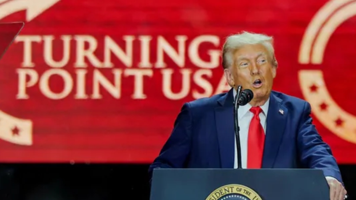 Trump signs executive order labeling Antifa a ‘terrorist organisation ...
