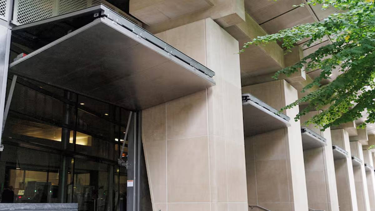 US Judge blocks Trump’s plan to deploy troops in Portland, cites lack ...