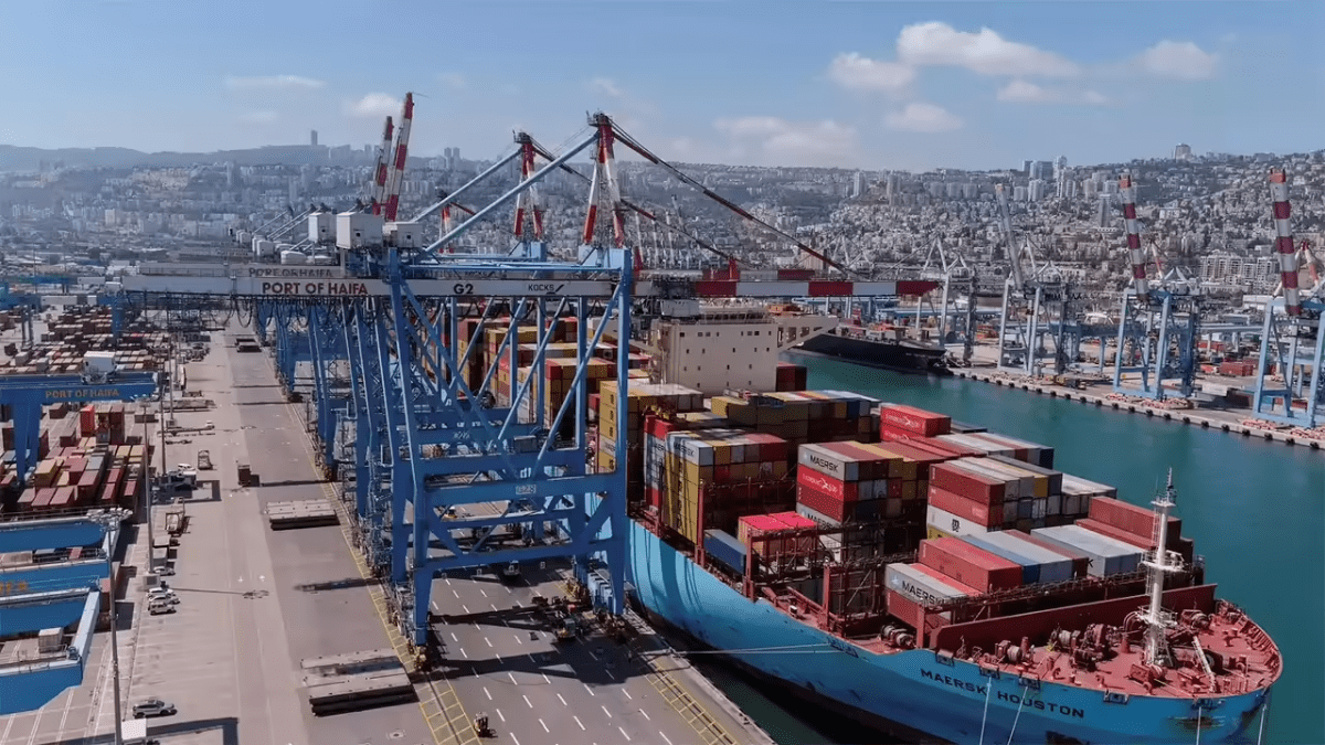 Deendayal Port becomes fastest major port in India to handle 100 ...