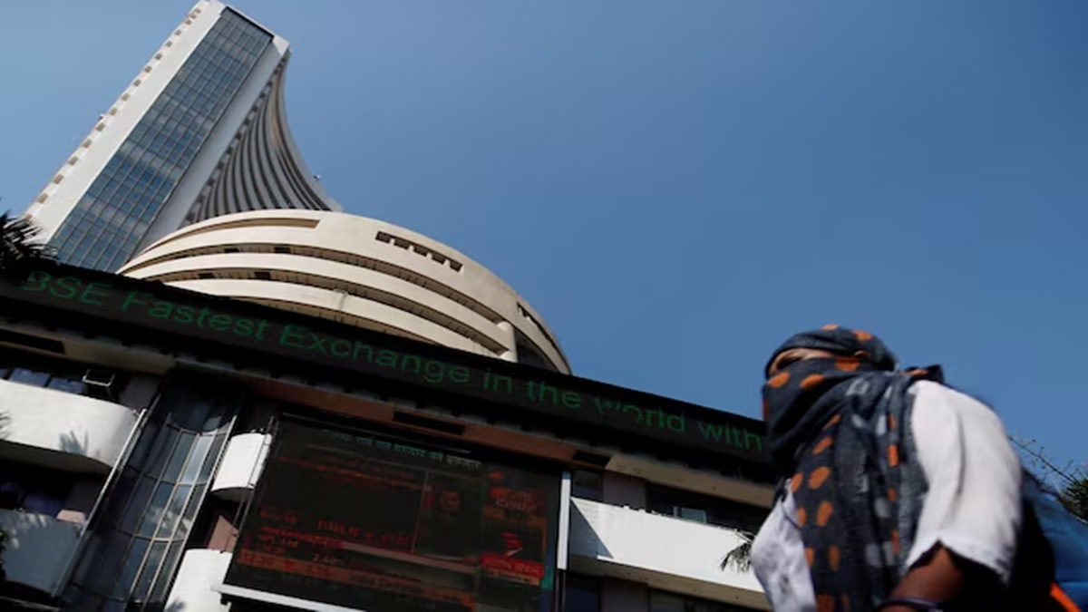 Markets rebound: Nifty at 25,450, Sensex recovers 400 points from day's ...