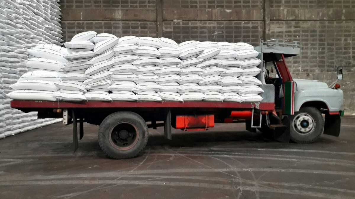 India's fertlizer import up 69% on sudden demand spike as domestic ...