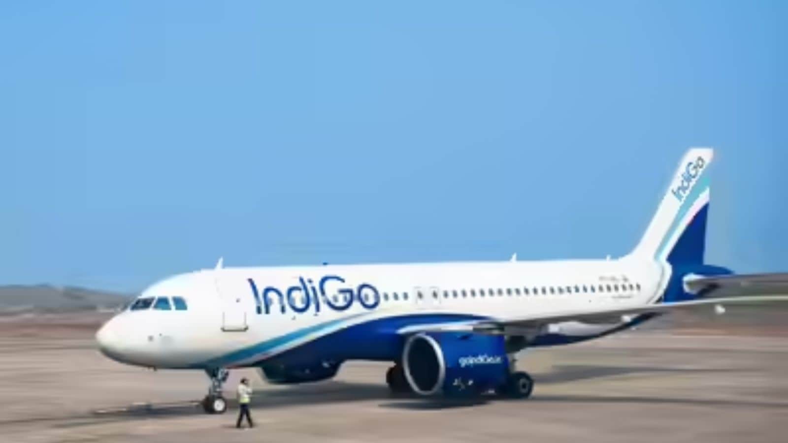 IndiGo flight cancellations dip on Monday, but still around 400 flights ...