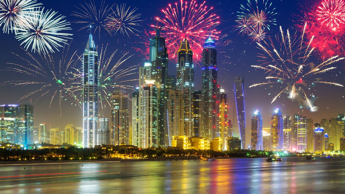 40 Top Spots For New Year’s Eve 2026 Fireworks In Dubai - FAME Delivered