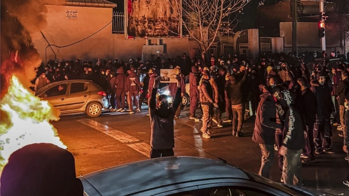 Iran Protests LIVE | Iran warns US and Israel LIVE Updates - World News ...