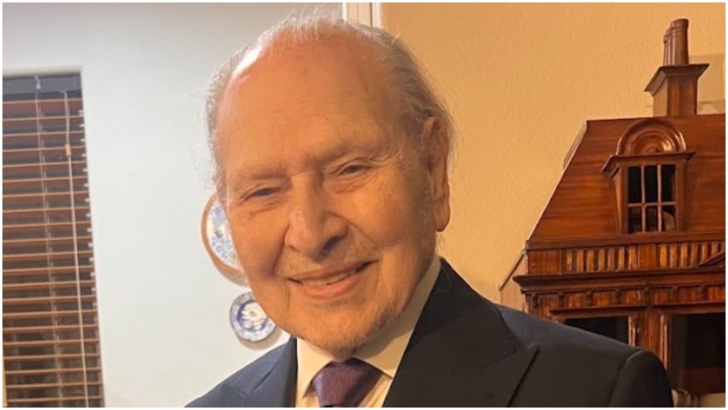 Meet Ronald Wayne: Apple co-founder who sold 10% stake for $800 and ...