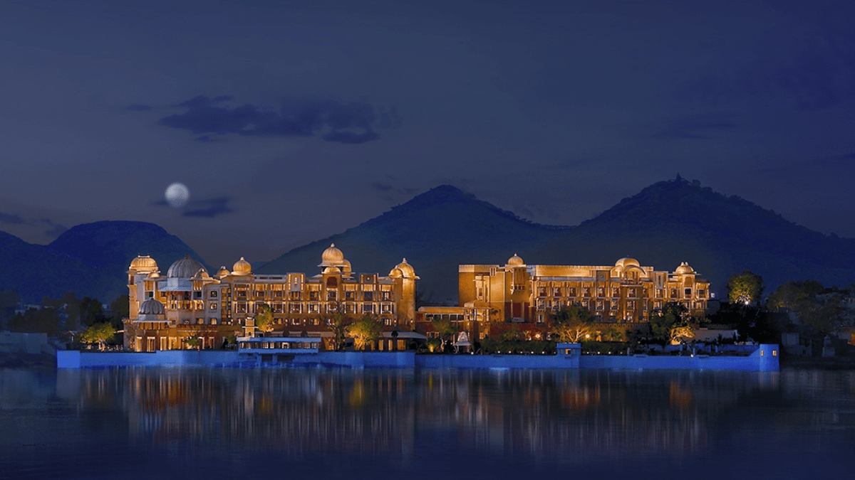 Leela Palace Udaipur fined Rs 10 lakh after staff barges into occupied ...