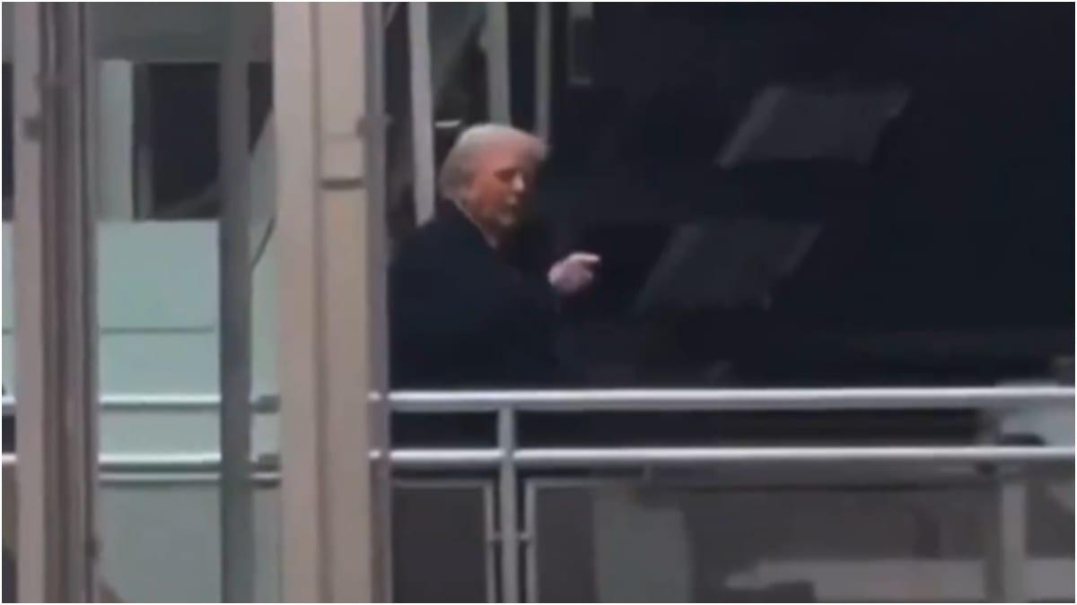 Trump heckler rakes in donations after middle finger moment: Here's how ...