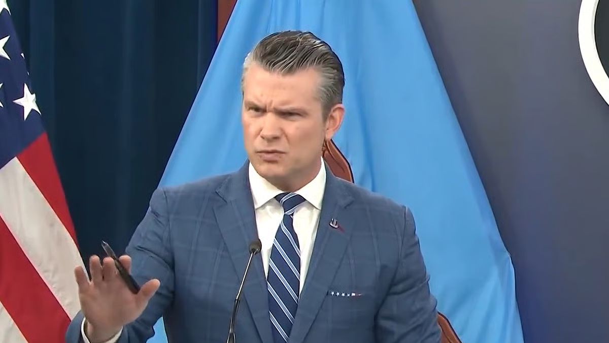 'Trump had power to cripple Iran's economy in minutes, but he chose ...