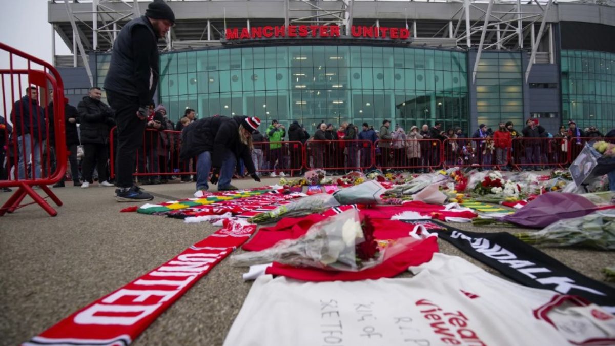 Manchester United explores $425 million debt refinancing ahead of 2027 ...
