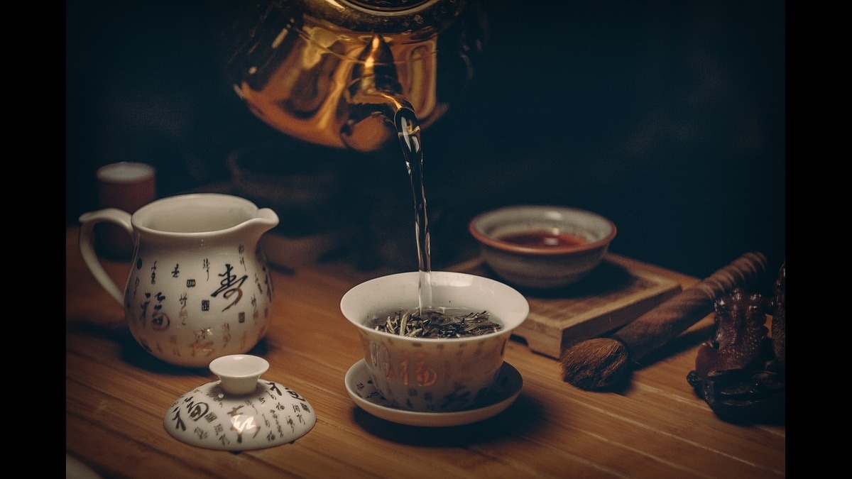 Export pain for Assam, Darjeeling tea leaves: West Asia turmoil hits ...