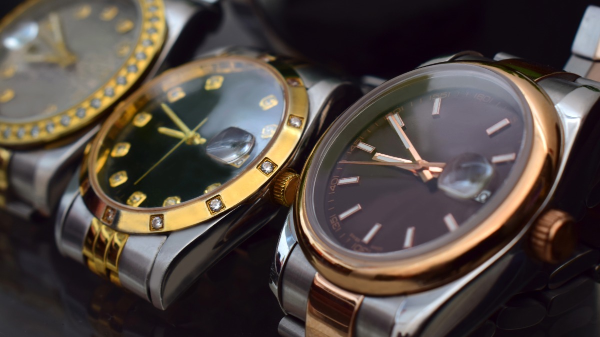 1800 watch collectors, 60 countries, and $106 mn - How watch auctions ...